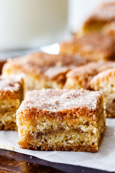 EASY, thick, soft and chewy, buttery SNICKERDOODLE COOKIE BARS