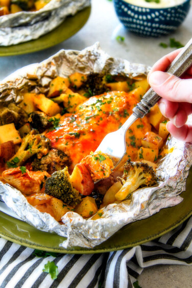 Cheesy Buffalo Chicken Foil Packets in Oven - Carlsbad Cravings