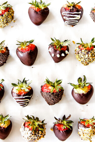 Chocolate Covered Strawberries (Tips & Tricks and Decorating Ideas ...