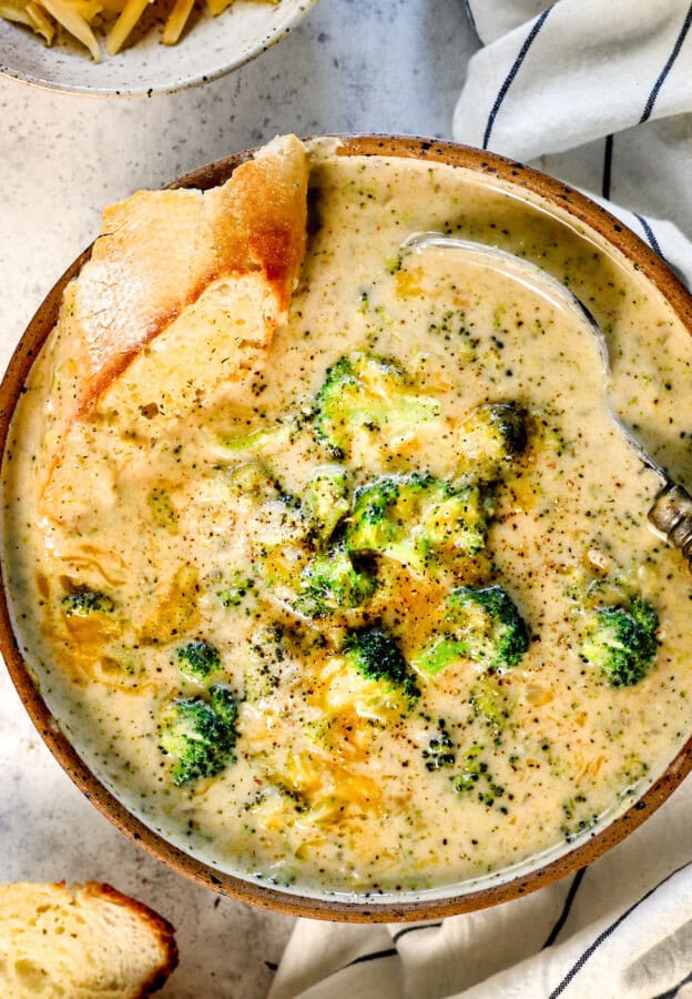 Hawaii Loco Moco with the Best Gravy - Carlsbad Cravings