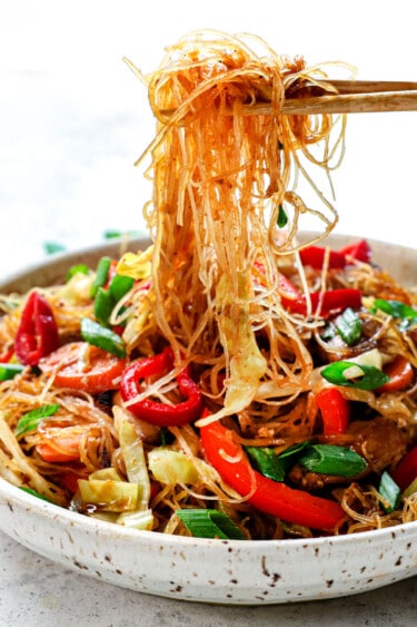 Pad Woon Sen (Thai Glass Noodle Stir Fry) - Carlsbad Cravings