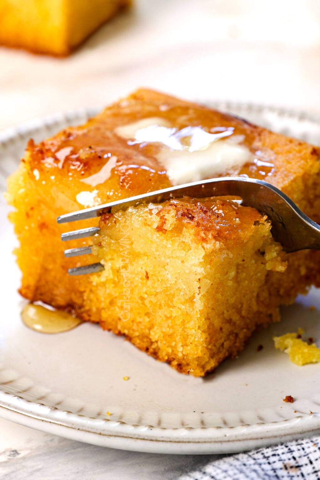 Homemade Cornbread Recipe (deliciously moist + variation ideas ...